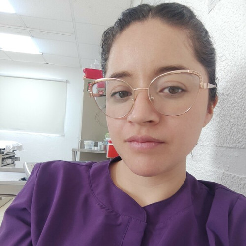 Jessica - Profe de biología - 7€/h