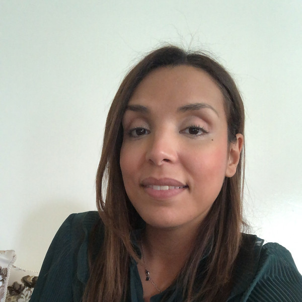 Chloé - Clamart,Hauts-de-Seine : Diplomé d’un bac général, j’étais une ...