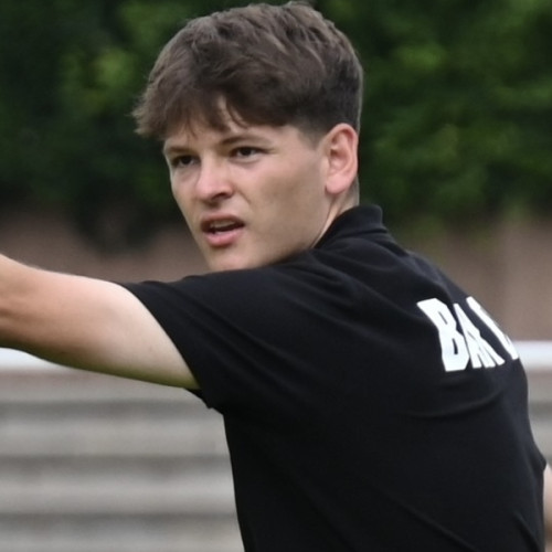 Julian - Fußballtrainer in Berlin - 75€/h