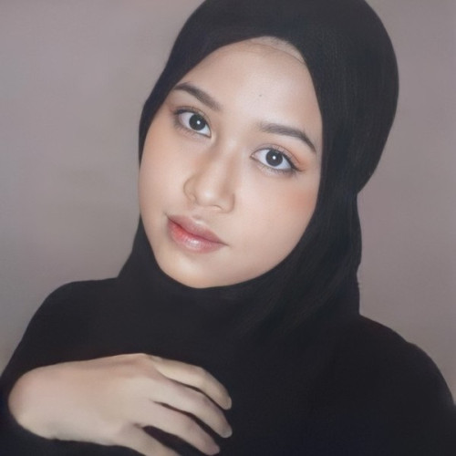 Aisha Alifa - Kecamatan Pinang: Menempuh pendidikan di pondok pesantren selama 6 tahun, mengajar ...