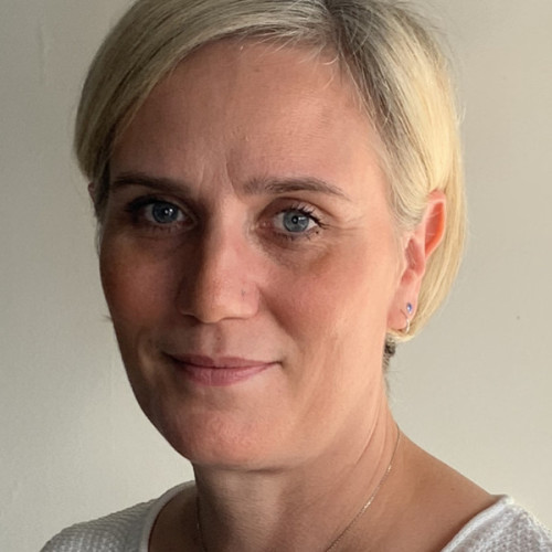 Barbara - Prof de soutien scolaire - 45€/h - 2 élèves accompagnés