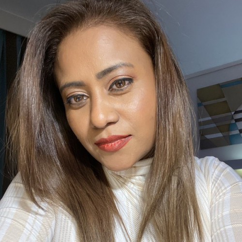 Shantal - English teacher - ₹769/h