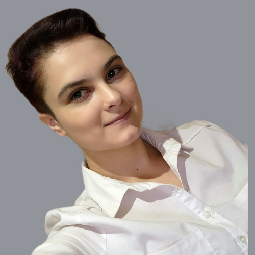 Liandi - English tutor - 9£/h - 2 reviews