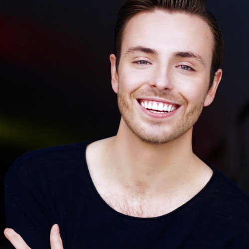 Gavin - Singing teacher - ₹4879/h