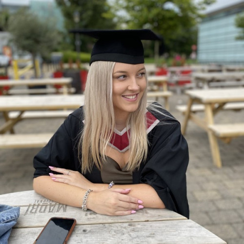 Emma - Mathematics tutor - 34$/h