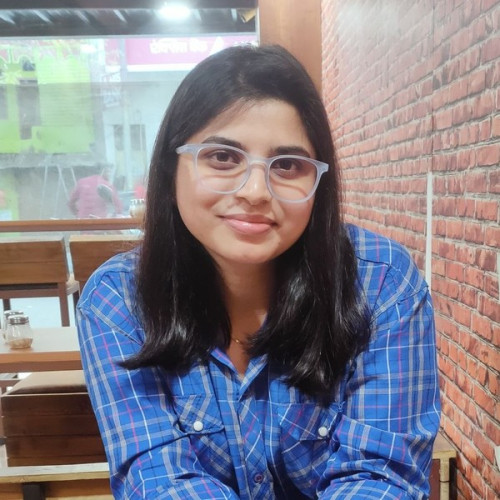 Shubhanshi - Physics tutor - 12$/h