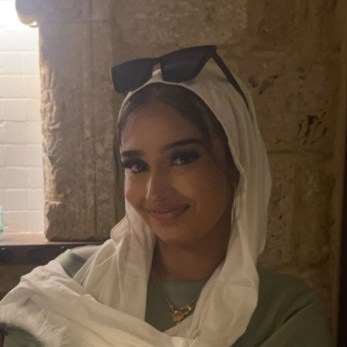 Nafeesah - English tutor - $22/h - 4 reviews