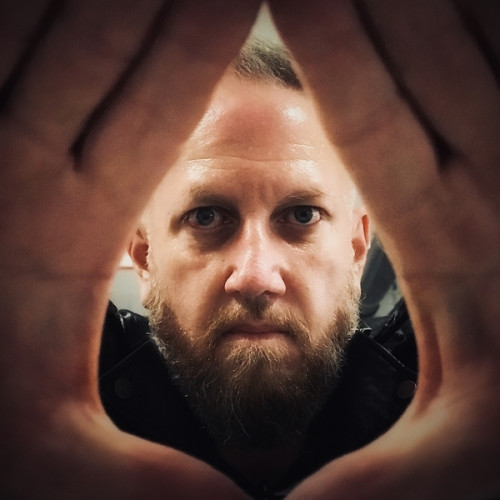 Russell Fox - Magic teacher - ₹5056/h