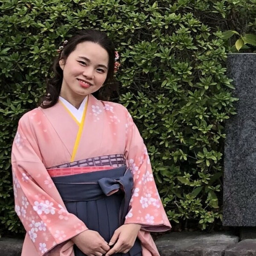 Azu - Japanese tutor - 13$/h - 5 reviews