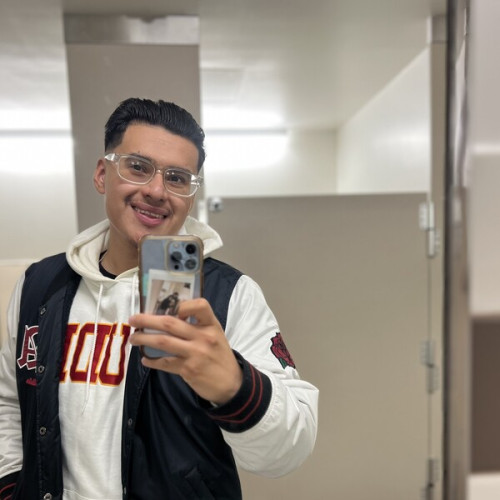 Adrian - English teacher - ₹1811/h