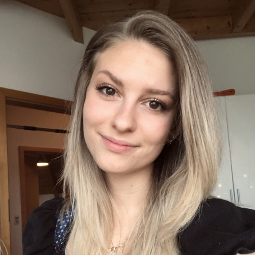 Klara - Englischlehrer - 18€/h - 1 Bewertungen