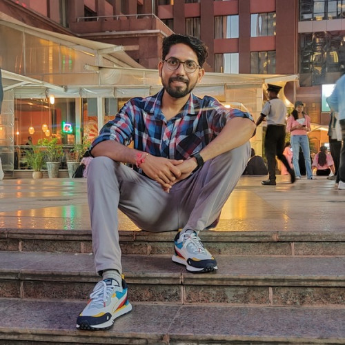 Gireesh - Maths tutor - 5£/h - 2 reviews