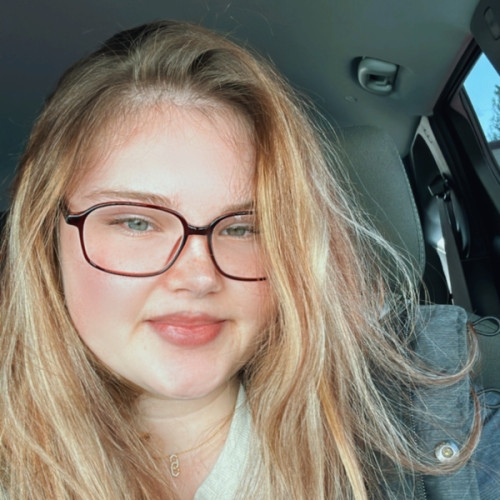 Danielle - Mathematics tutor in Burton - 14$/h