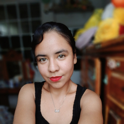 Lady Laura - profesor de italiano - US$13/h