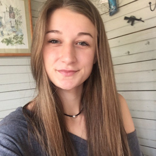 Lucy - Mathematics tutor - 33$/h