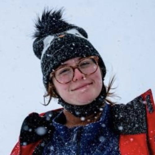 Lou-Ana - Prof d'histoire - géo à Paris - 20€/h - 1 avis