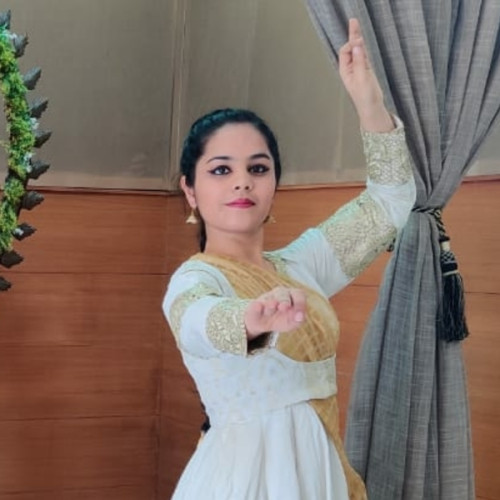 Sanjam - Dance tutor in Golden - 25$/h - 1 reviews