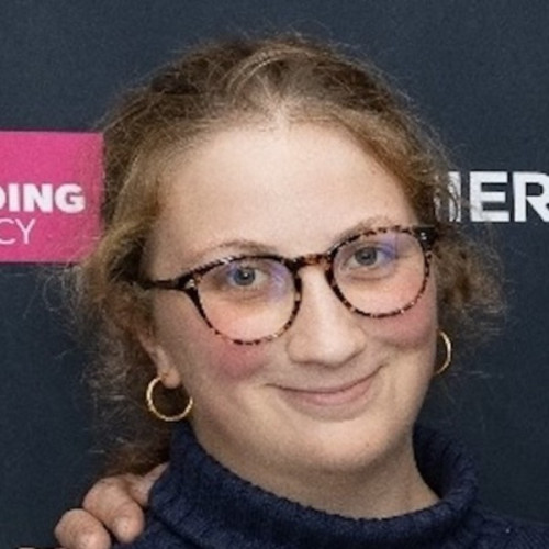 Alice - Mathematics tutor - 32$/h