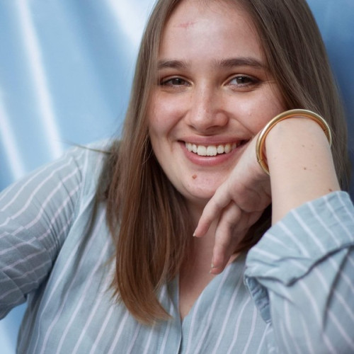 Clara - Prof de physique - 20€/h - 5 avis - 1 élèves accompagnés