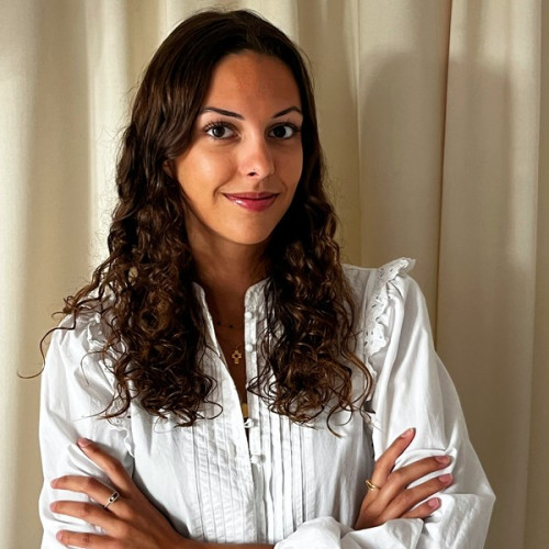 Clara - Prof de droit constitutionnel à Paris - 30€/h