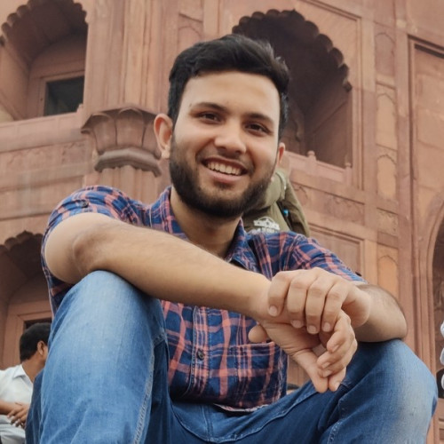 Swabhiman - Physics teacher in New Delhi - ₹700/h