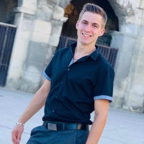 Valentin - Prof de français à Avignon - 25€/h - 2 élèves accompagnés