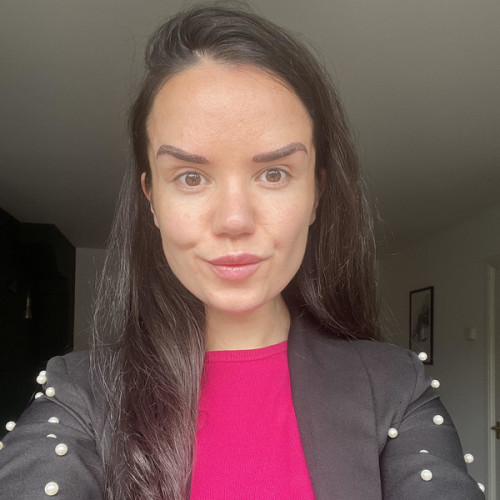 Emily - Drawing tutor - 368$/h