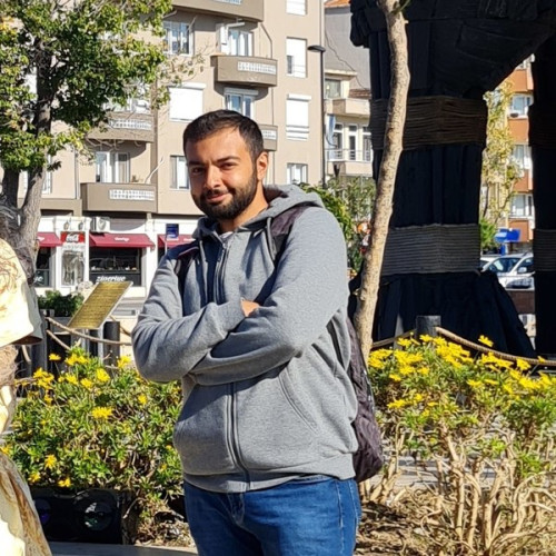 Mete emre - Matematik öğretmeni Çanakkale konumunda - 180 TL/saat