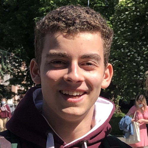 Pietro - Prof de maths à Strasbourg - 15€/h - 1 avis - 2 élèves accompagnés