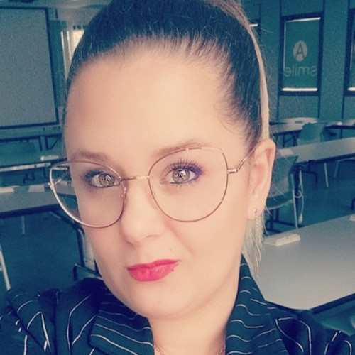 Jessica - Prof de biologie - 160MAD/h - 1 Élèves accompagnés