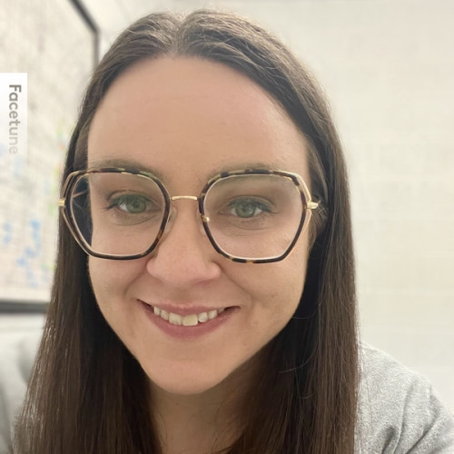 Gabrielle - English tutor - $30/h