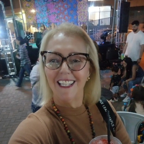 Lilian Rose - Professor de reforço escolar em Niterói - R$ 45/h - 3 ...