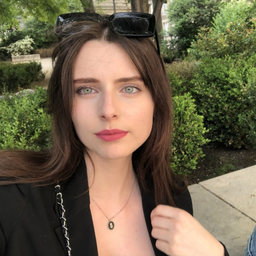 Maena - Prof d'anglais à Troyes - 15€/h