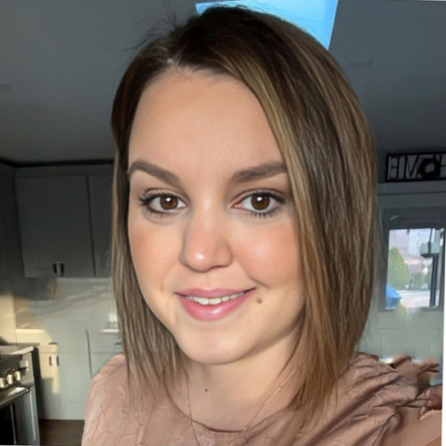 Hailey - French tutor - 24$/h