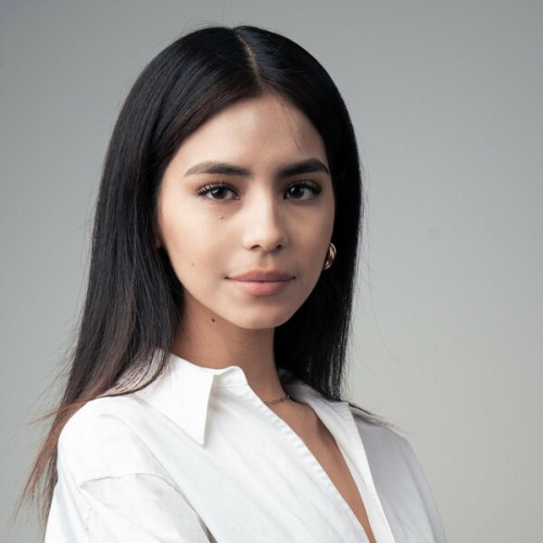 Valentina - French teacher - ₹2534/h