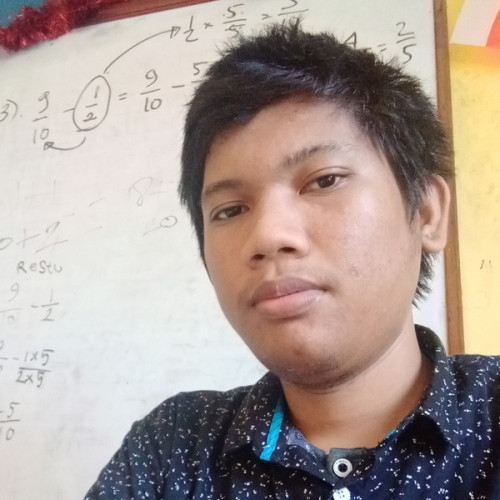 Rifaldi - Guru matematika di Palopo - 35000 Rp / jam