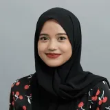 Destri - Guru desain grafis di Malang - 100000 Rp / jam