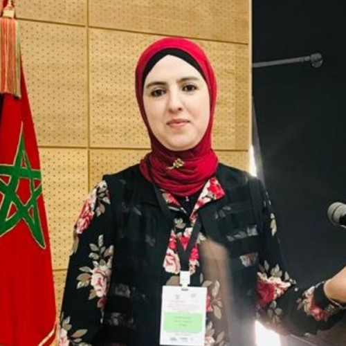 Fatima - Prof de maths - 22CHF/h