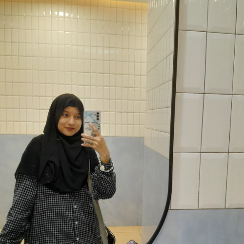 Shafna - Guru mengaji - 30000 Rp / jam