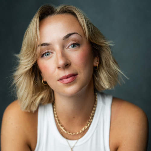 Elizabeth - Singing teacher in Manchester - 25£/h