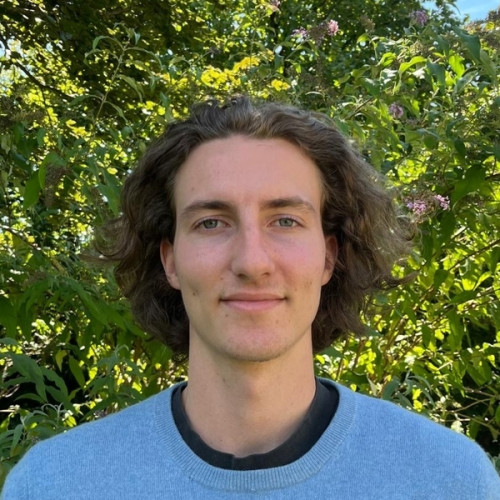 Matthieu - Prof de maths - 23CHF/h