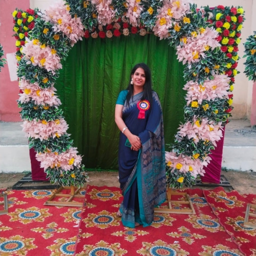 Gunjan - Mathematics tutor - 12$/h