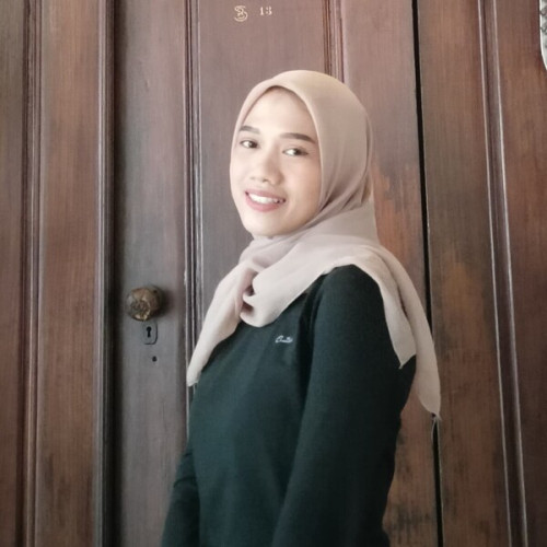 Lula - Guru matematika - 20000 Rp / jam