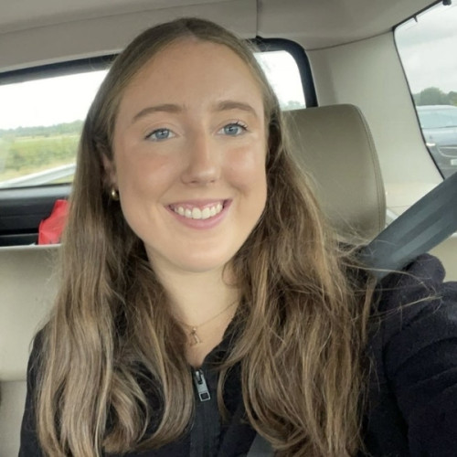 Laura - Business studies tutor - 13£/h