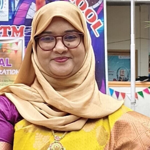 Mubina - Maths tutor - 4£/h