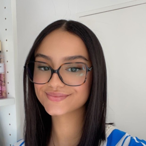 Niema - Prof d'italien - 8CHF/h - 8 élèves accompagnés