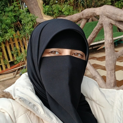 Aisha - Religious studies tutor in London - 8£/h - 21 reviews