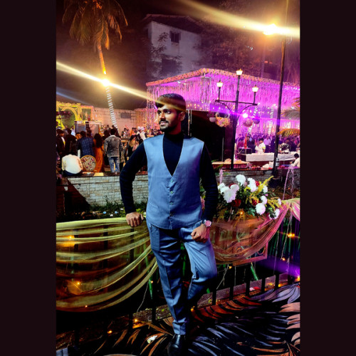 Aniket - Computer programming tutor - 7$/h