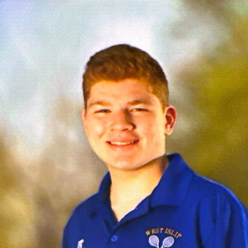 Dylan - Tennis tutor in West Islip - 30$/h - 1 reviews