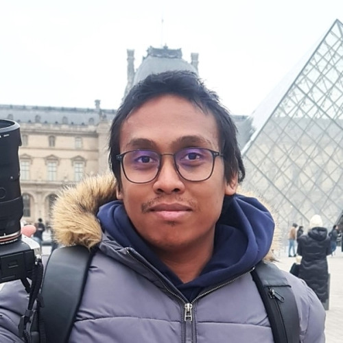 Aina - Graphic design tutor - 18£/h